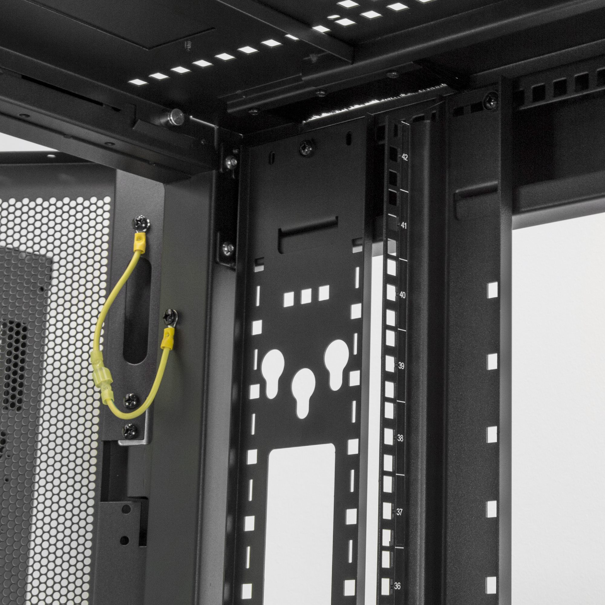 42U Server Rack Cabinet 3-40in w/Casters - Server-Racks